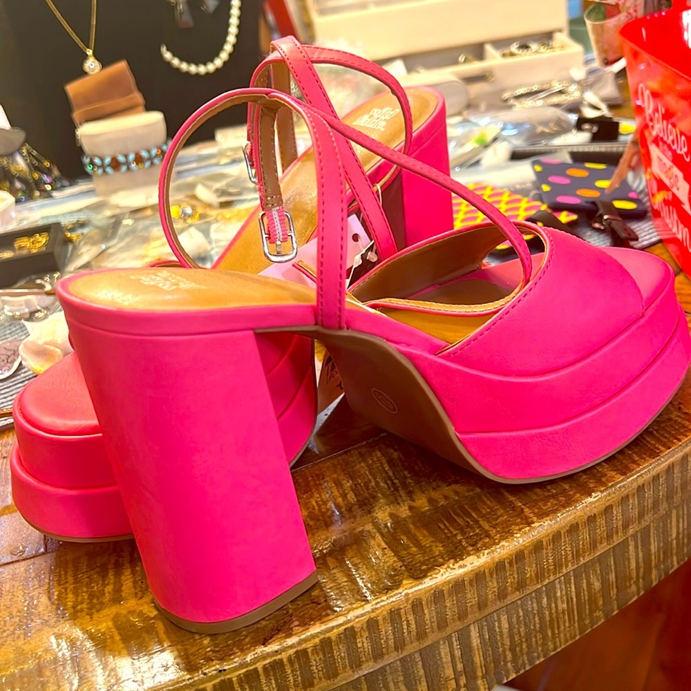 Barbie Pink Delight Chunky Sandal. - Gem